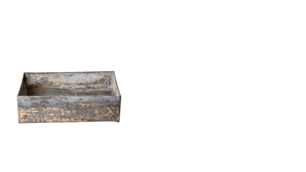 Showcase 16 - Melbourne Holocaust Museum